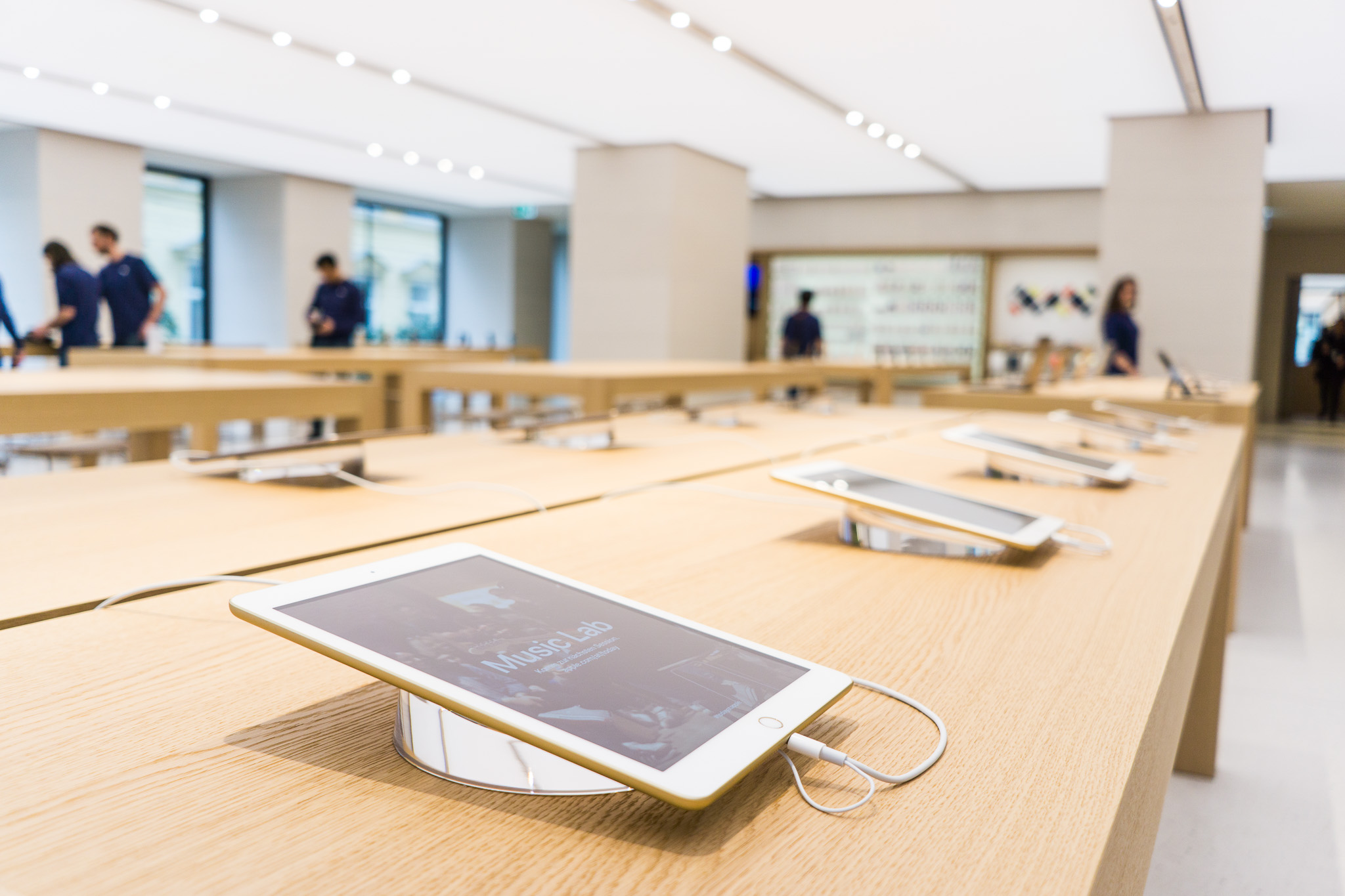 Eindrücke und Bilder vom ersten Apple Store in Österreich: Apple ...